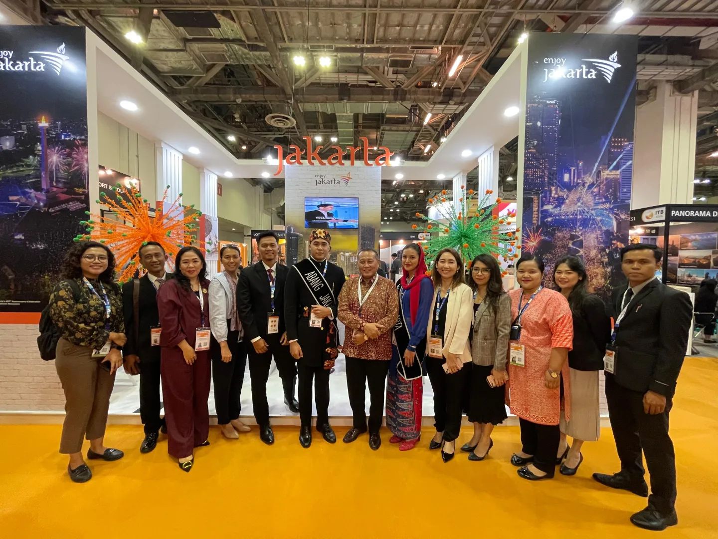 Deputy Indonesian Ambassador to Singapore Inaugurated DKI Jakarta Booth at ITB Asia 2024 ...